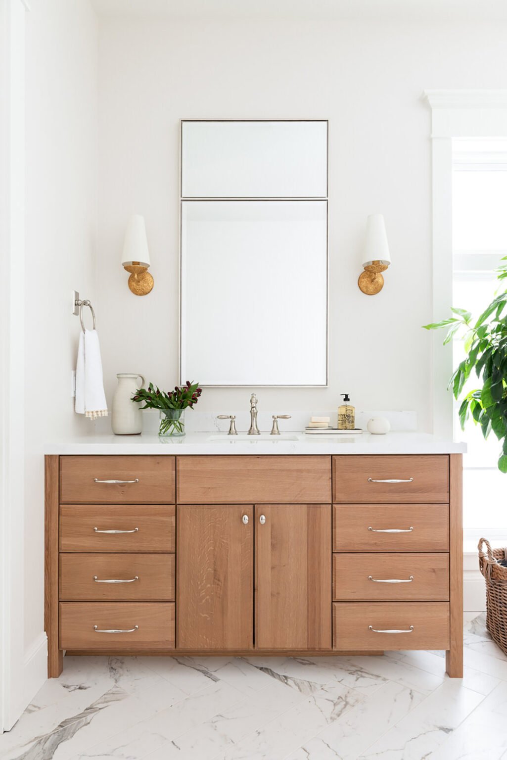 Mixing Metals in a Bathroom: The Tips You Need to Know