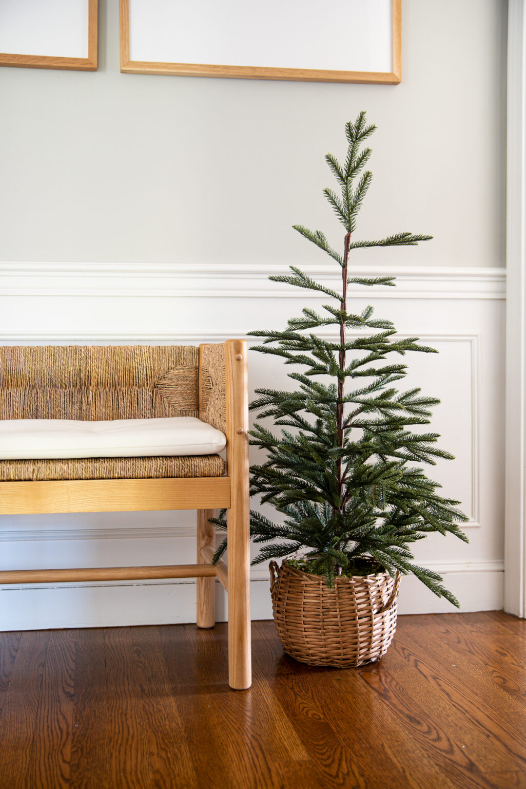Minimalist Christmas Decor Ideas - Jenna Kate at Home